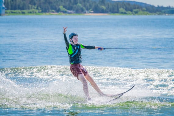 What's Easier: Wake Boarding or Water Skiing? | Pali Adventures